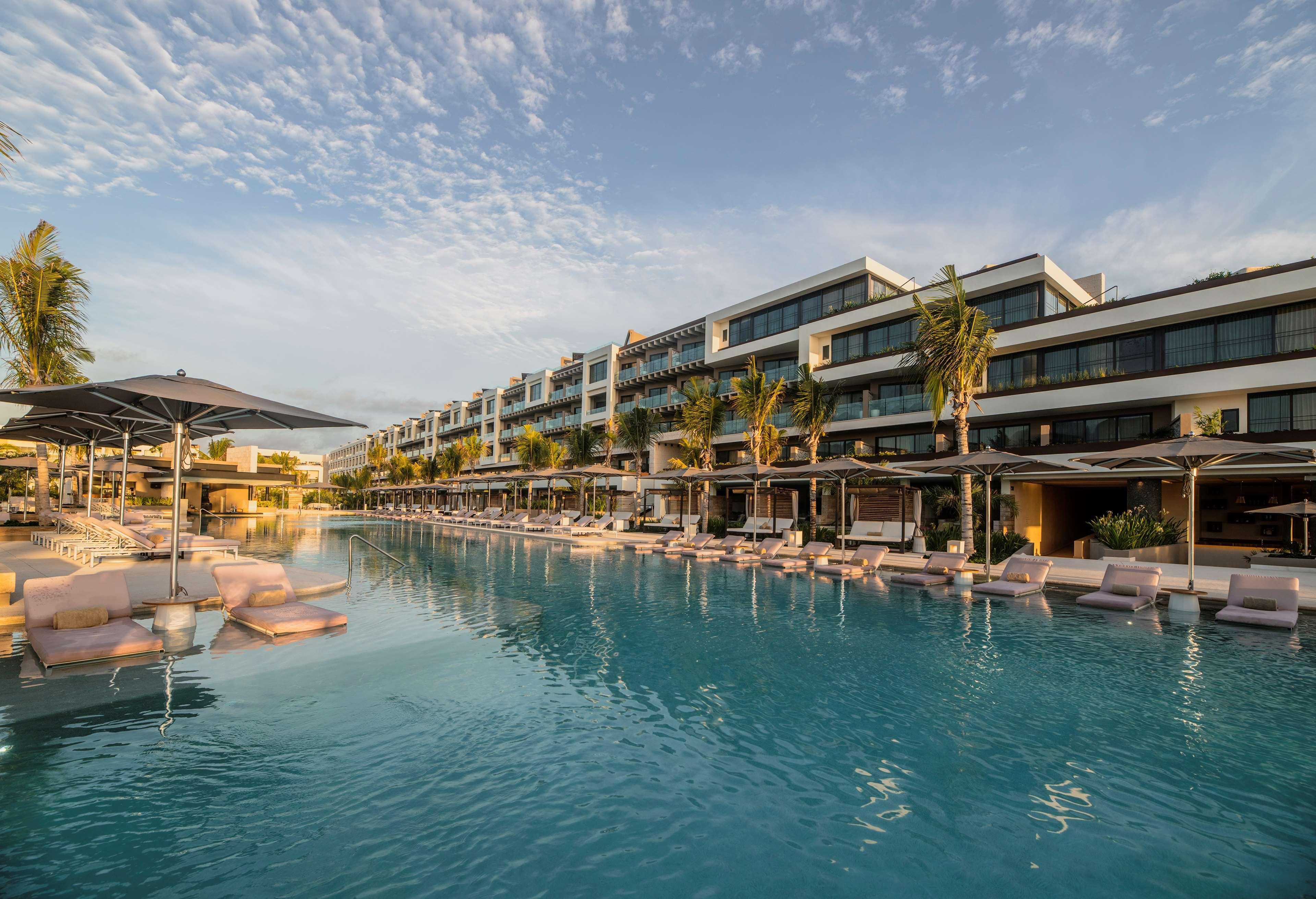 ATELIER PLAYA MUJERES CANCÚN